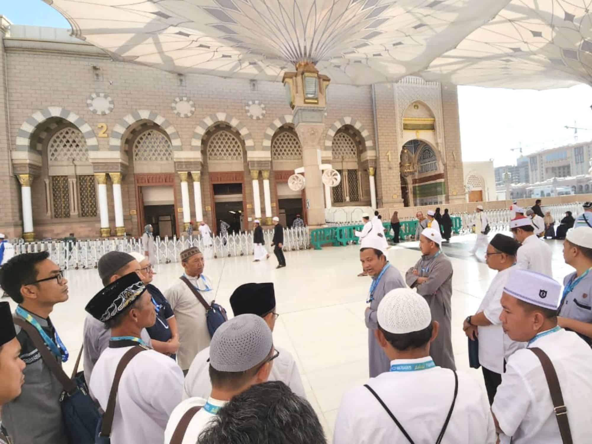 Umrah Spesial Moment – Tabassam Tour & Travel